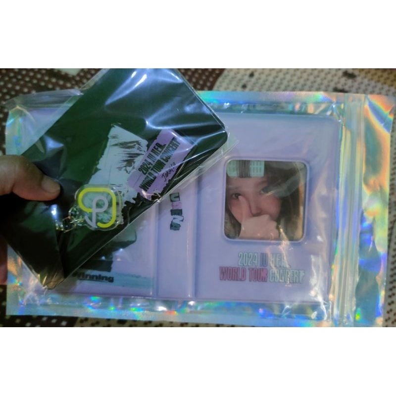 Jual Official Merchandise IU HEREH World Tour 2024 Jakarta Collection ...
