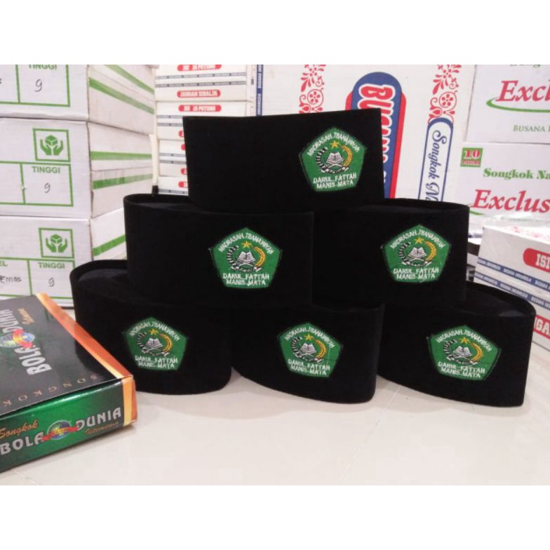 Jual Peci logo sendiri bludru contesa royal dan eagle gold Minimal 2 ...