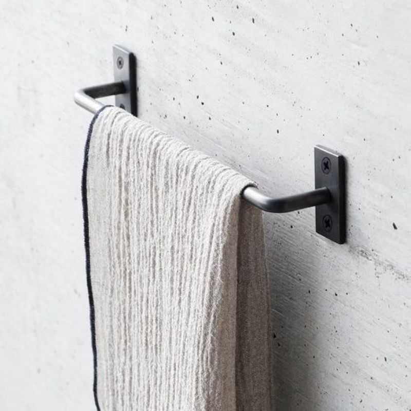 Jual gantungan handuk/ tempat handuk/ gantungan besi | Shopee Indonesia