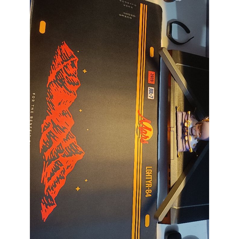 Jual RVR84 MARS PLATE Gaming Mousepad Deskmat by Press Play | Shopee ...