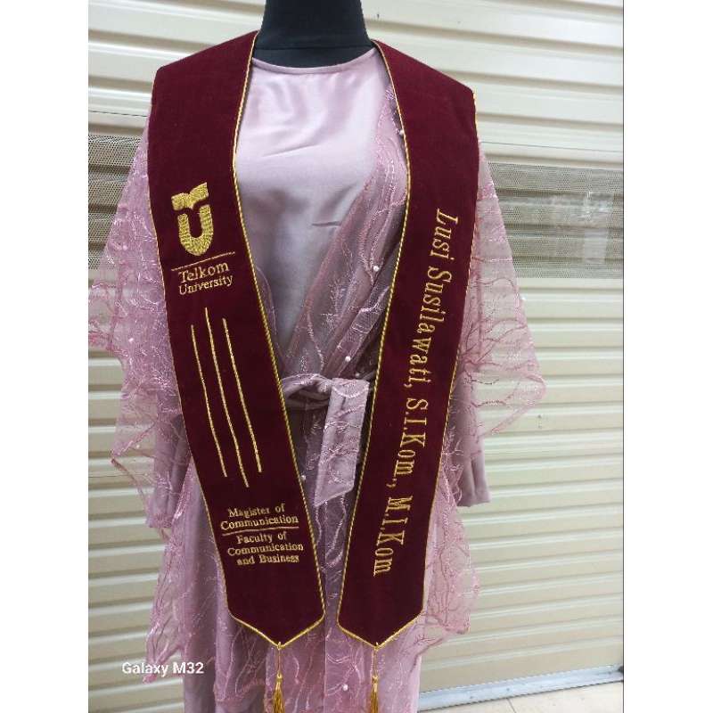 Jual iDk90 Sash Desain Baju Toga Mewah Dan Istimewa Cocok Buat Acara ...