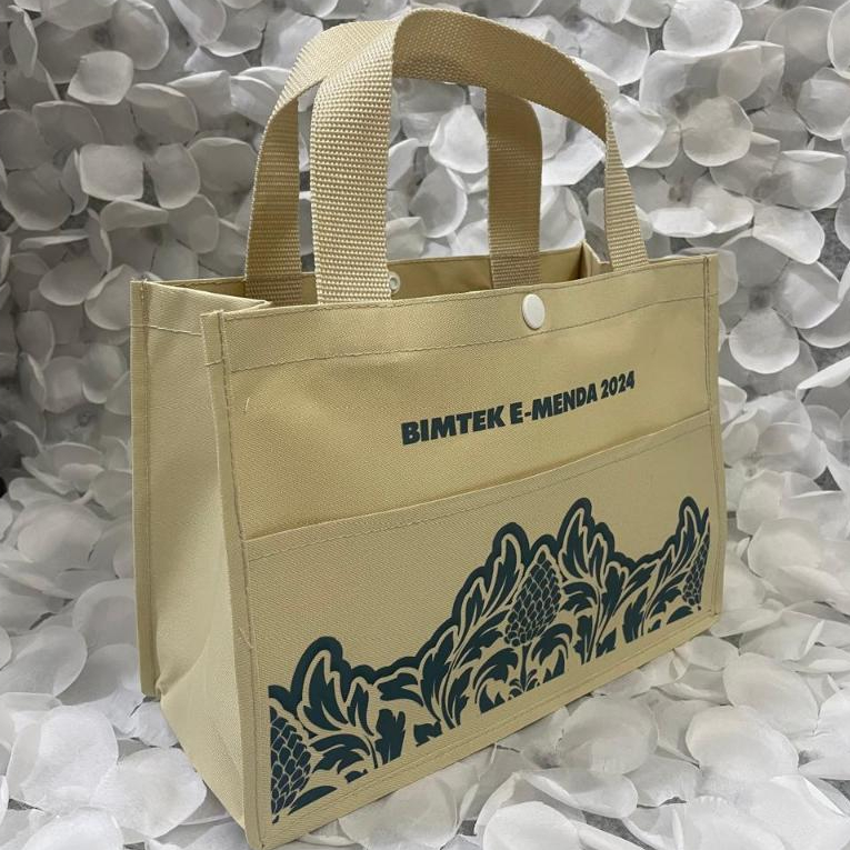 Jual Tas Hampers Custom Sablon-Tas Sovenir Sablon-Totebag Sablon ...