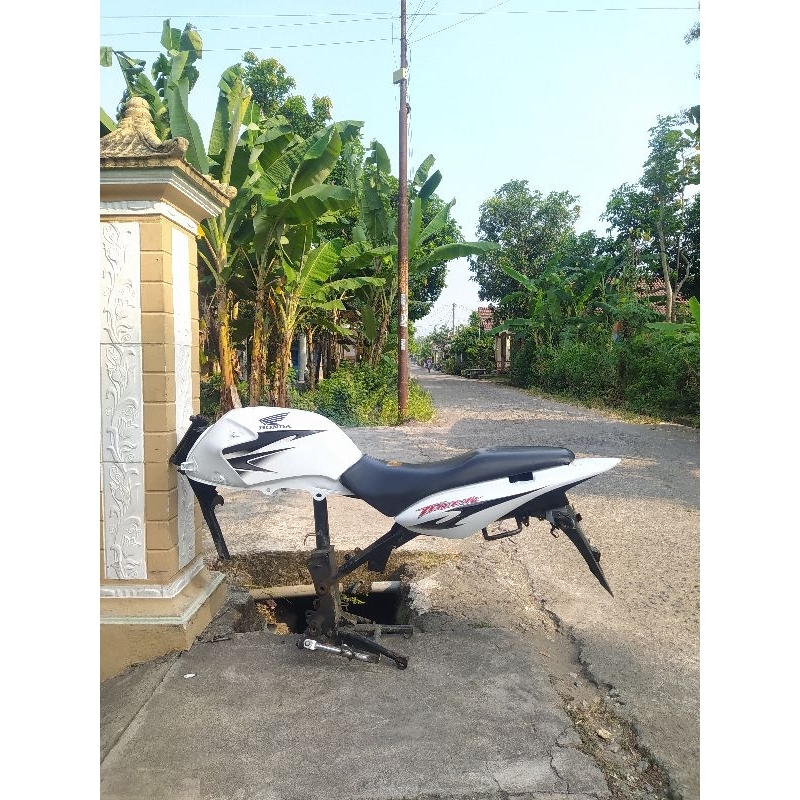 Jual BODY RANGKA TIGER REVO TIREV FULL SET SIAP PAKAI REPAINT ULANG ...