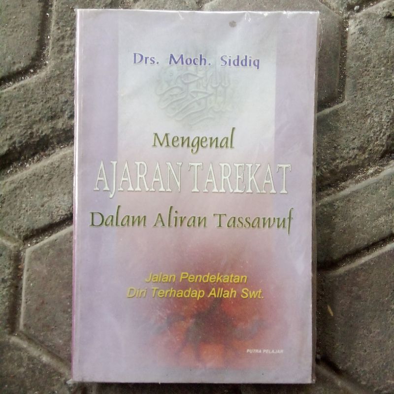 Jual (ORIGINAL) MENGENAL AJARAN TAREKAT DALAM ALIRAN TASAWUF | Drs ...
