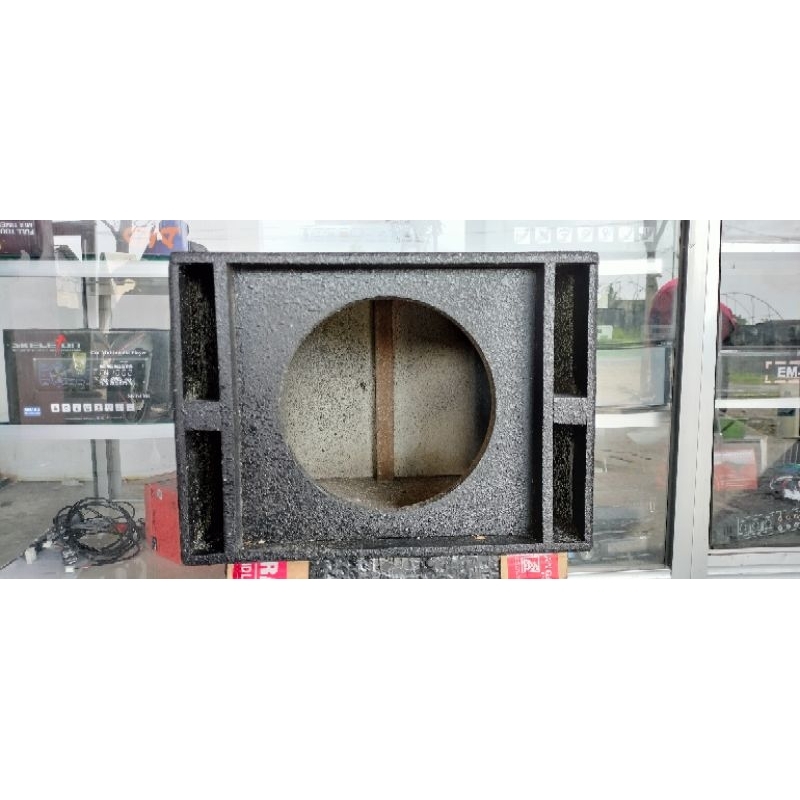 Jual Box speaker model SPL 8inch siap pakai finishing resin textur cat ...