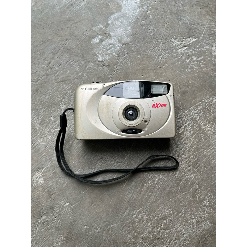 Jual KAMERA ANALOG 35mm Fujifilm Axion | Shopee Indonesia