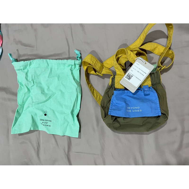 Jual Beyond The Vines BTV Colourblock Micro Dumpling Bag Olive Blue ...