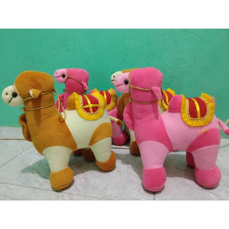 Jual Boneka Unta manasik mainan size L | Shopee Indonesia