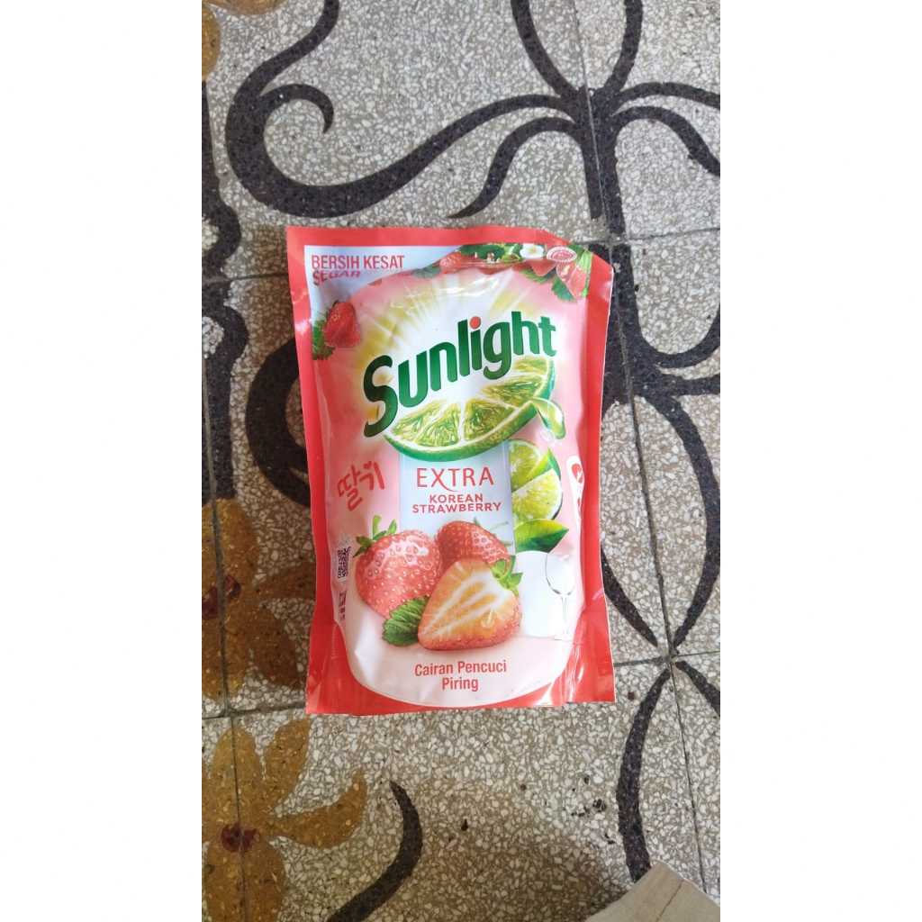Jual Sunlight Korean Strawberry 560ml (FREE BUBBLE WRAP & KARDUS ...