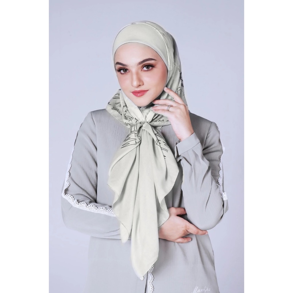 Jual MANDJHA Merciful Ash Grey Scarf By IVAN GUNAWAN - Jilbab Hijab Segi Empat ORIGINAL MANDJHA ...
