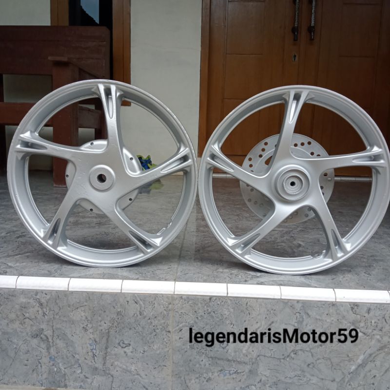 Jual velg pelk depan belakang silver Mio sporty Mio smile original ...
