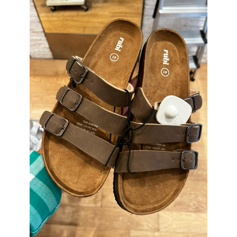 Jual sendal rubi sale original | Shopee Indonesia