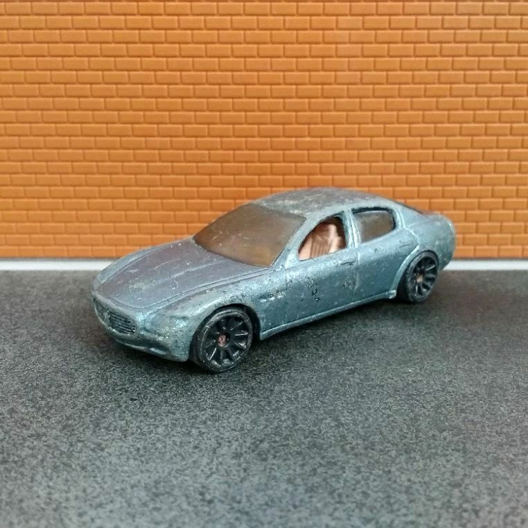 Jual Hot Wheels Maserati Quattroporte Diecast Loose | Shopee Indonesia