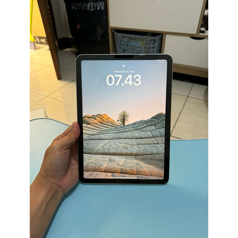 Jual Ipad air 5 256 GB wifi only (eks ibox) bonus case loly poly ...