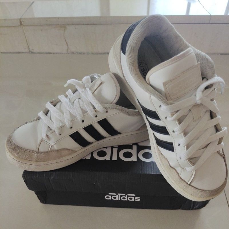 Jual Preloved-sepatu adidas putih stripe grand court SE | Shopee Indonesia