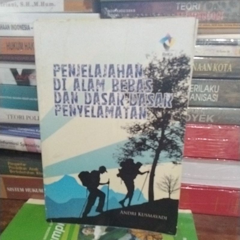 Jual PENJELAJAHAN DI ALAM BEBAS DAN DASAR-DASAR PENYELAMATAN | Shopee ...