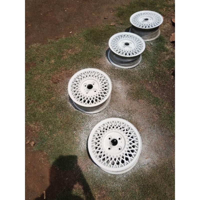 Jual velg retro ring 13 pcd 100 lebar 5,5 et 38 made in japan | Shopee ...