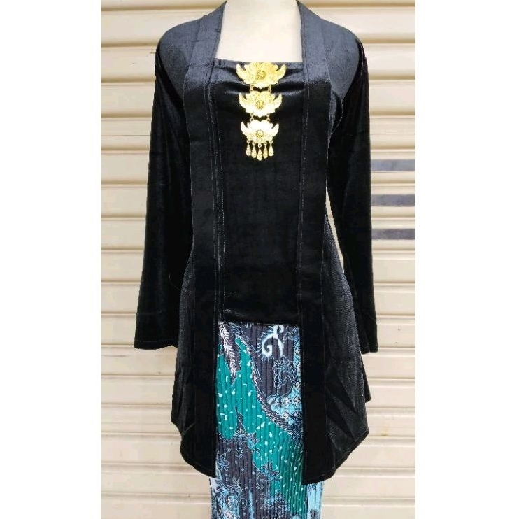 Jual KEBAYA TUNIK BLUDRU PREMIUM HITAM KUTUBARU/TERACOTA KUTUBARU ...