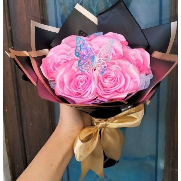 Jual Bucket Bunga Pita Satin /Glitter/Kado/Ulang Tahun/Wisuda/Custom ...
