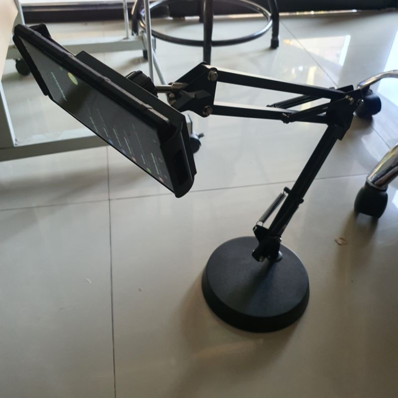 Jual dudukan Hp Meja Jumbo Stand Hp meja adjustable bahan besi Kaki ...