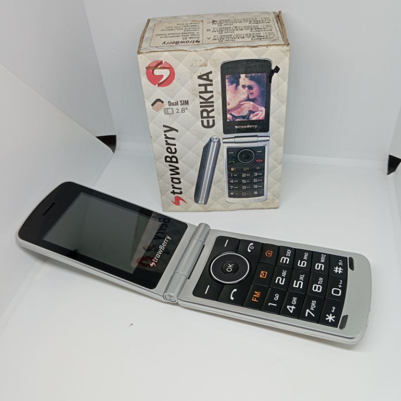 Jual Cuci gudang HP Strawberry s3 flip Erikha normal siap pakai ...