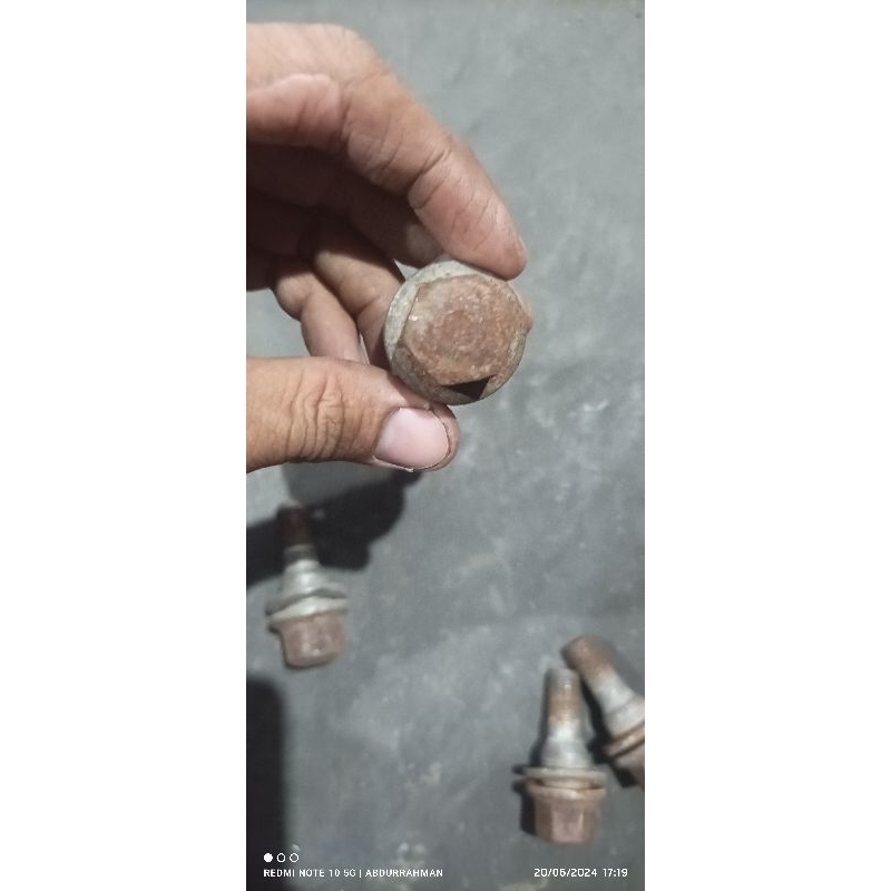 Jual baut roda peugeot 307 406 d9 2000 ke atas | Shopee Indonesia