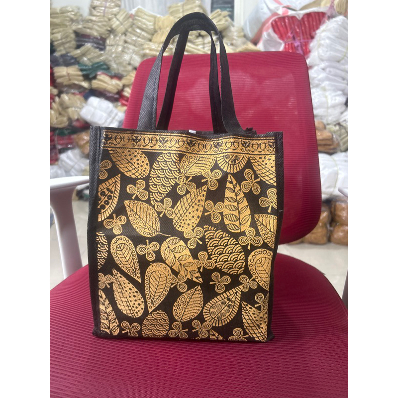 Jual HARGA LUSIN ISI 12 BIJI -TAS HAJATAN BOX NASI HEBOH SIZE 22x22 ...