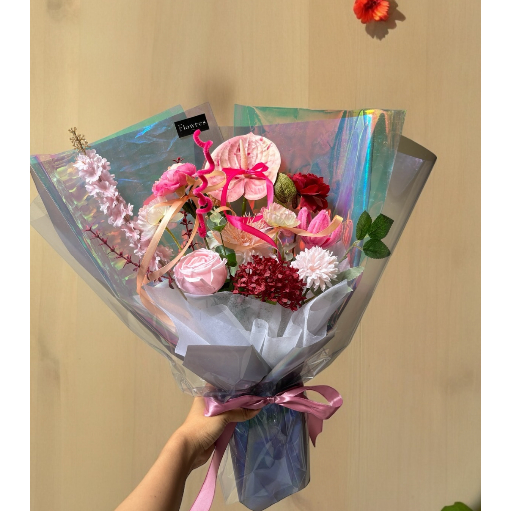Jual Electric Pink - Buket Bunga Artificial Wisuda / Buket Hologram ...
