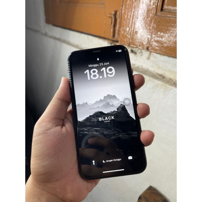 Jual Iphone 11 Beacukai setara ex iBox 128gb Hitam | Shopee Indonesia