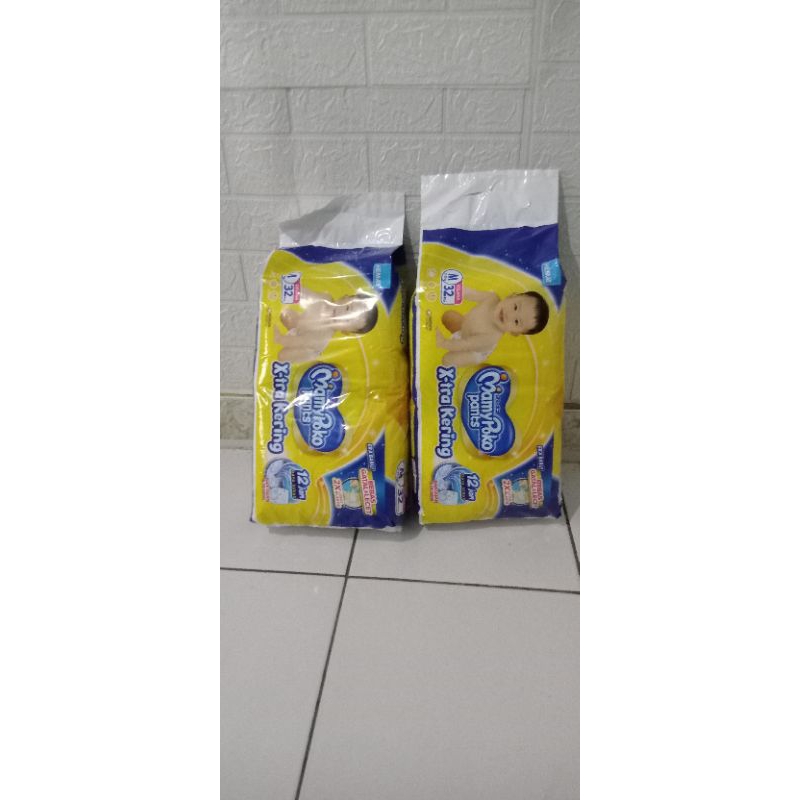 Jual Paket Twin Pack Pampers MamyPoko Pants Extra kering ukuran M isi ...