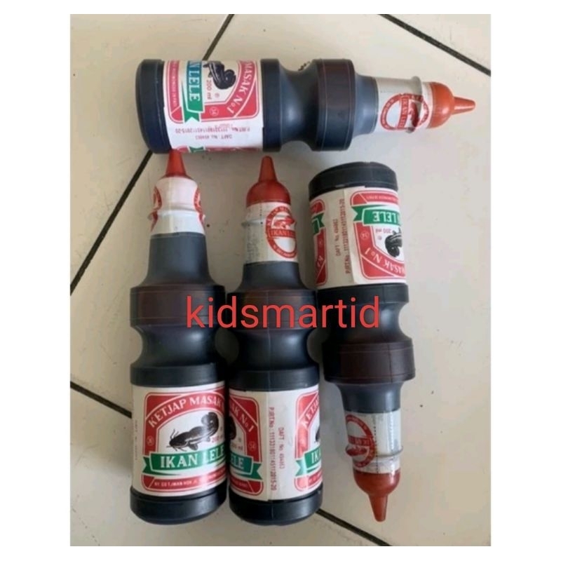 Jual Kecap Manis Cap Ikan Lele khas Pati - Nj.Go Tjwan Hok ( Botol ...
