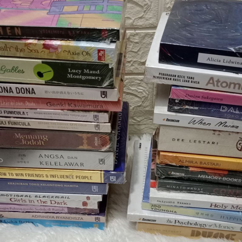 Jual novel dan buku best seller (koleksi pribadi) | Shopee Indonesia