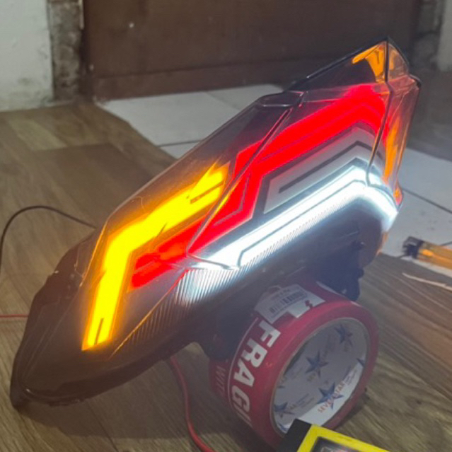 Jual Stoplamp Lazy Vario Led Old 125/150 Stoplamp Custom Lazy Led Old ...