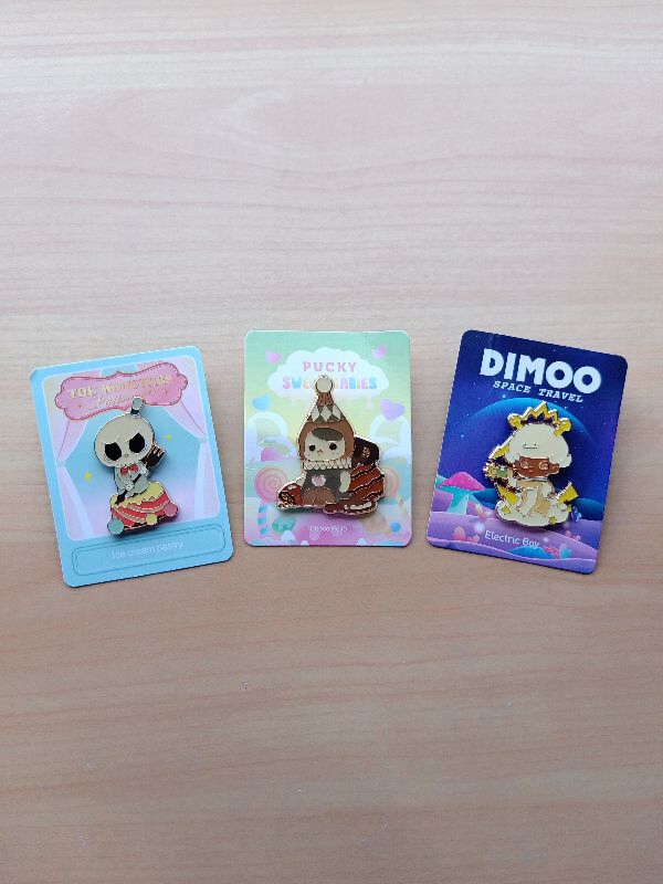 Jual Pin Enamel Popmart Dimoo Labubu Pucky Ori | Shopee Indonesia