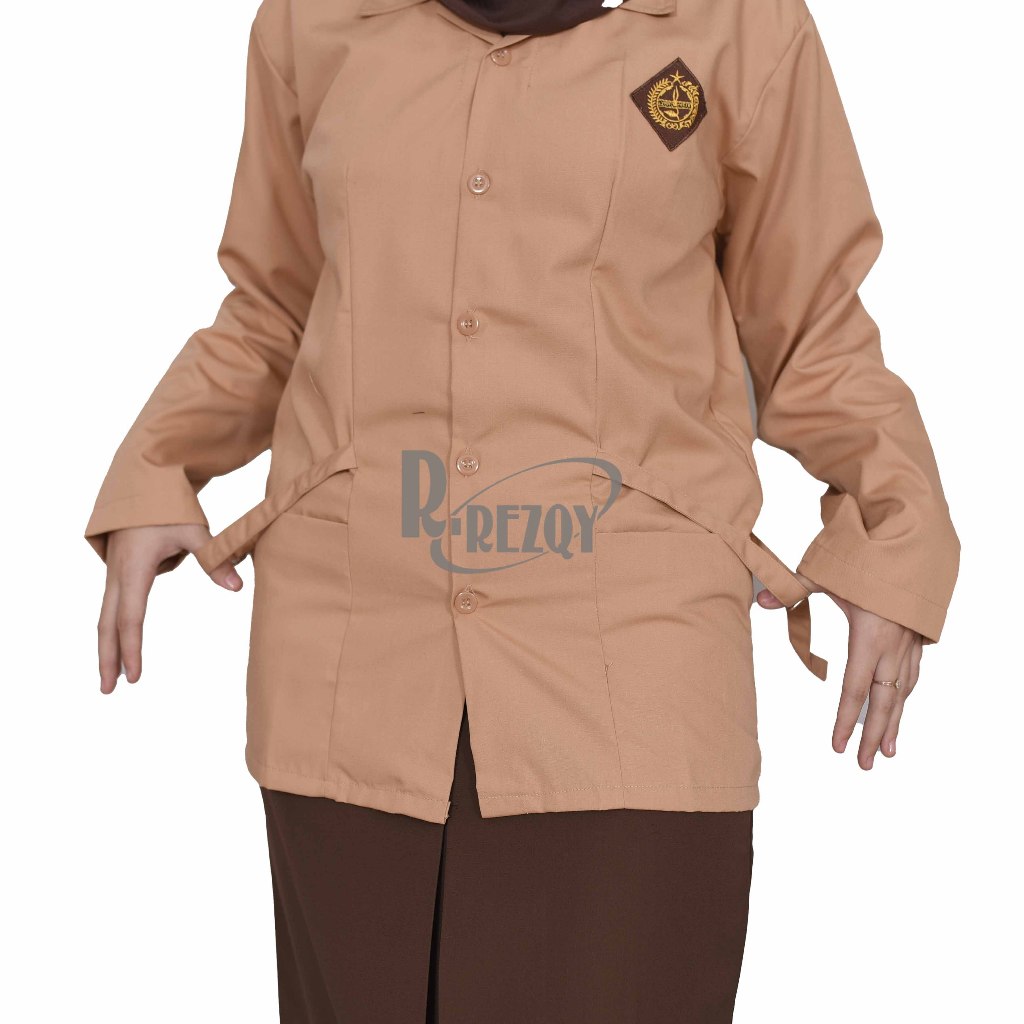 Jual R Rezqy - Baju Pramuka Kemeja Pramuka Pembina Perempuan Gesper Saku Bawah Lengan Panjang ...