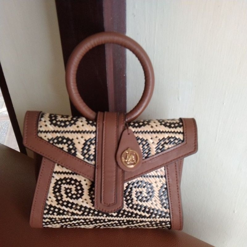 Jual tas tangan rotan/tas wanita/Indang Apang galeri/ | Shopee Indonesia