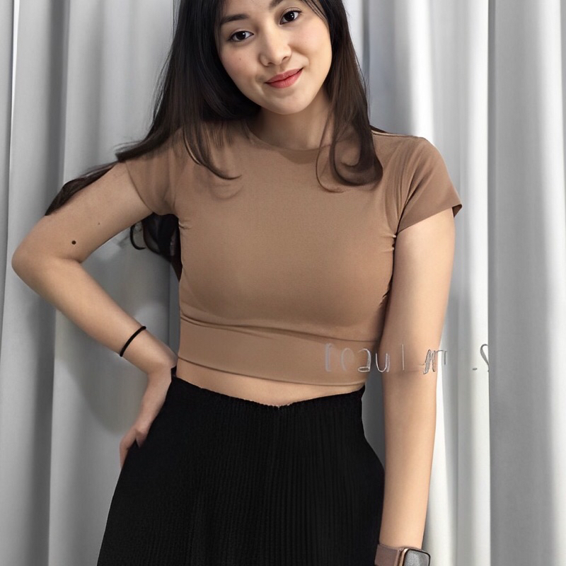 Jual Makmur Group - Kaos Crop Top Turtle Neck Double Layer / Crop Top Wanita Polos | Shopee ...