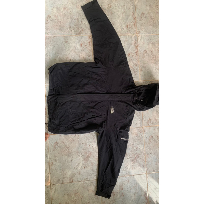 Jual jaket tnf second | Shopee Indonesia