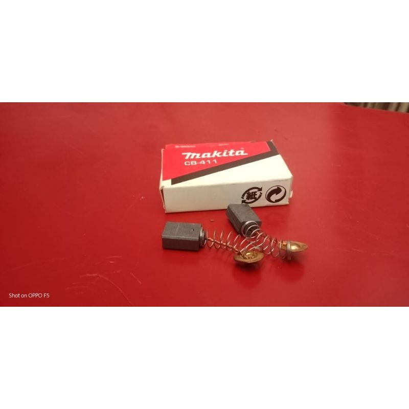 Jual CARBON BRUSH ARENG SEPUL KULL 411 KW MAKITA | Shopee Indonesia