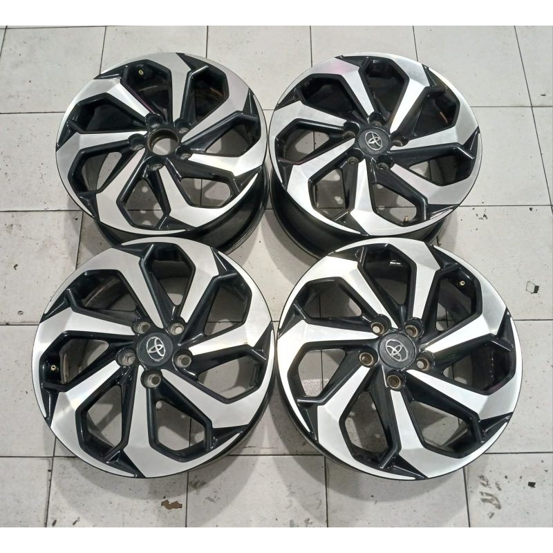 Jual Velg Seken Ring 17 Black Polish Pelek Mobil Innova Hrv Crv Brv Wrv ...