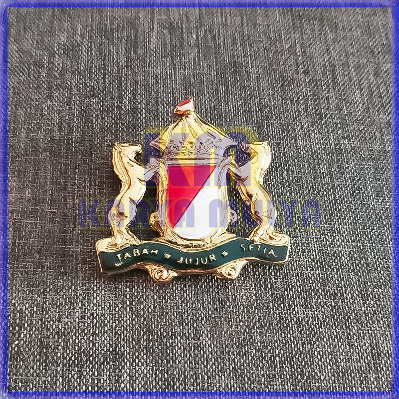 Jual Pin Kadin Indonesia pin Logo Kadin Emblem Kadin Indonesia Bahan ...