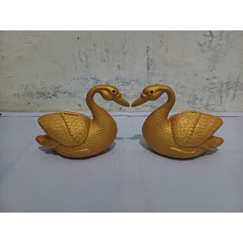 Jual Celengan Tabungan Angsa Emas Plastik Tanggung | Shopee Indonesia