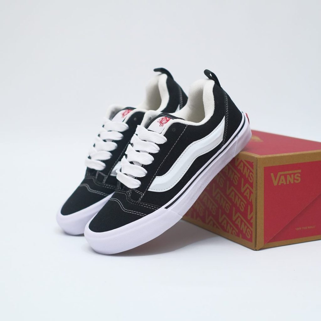 Jual Vans KNU Skool Black White Original | Shopee Indonesia