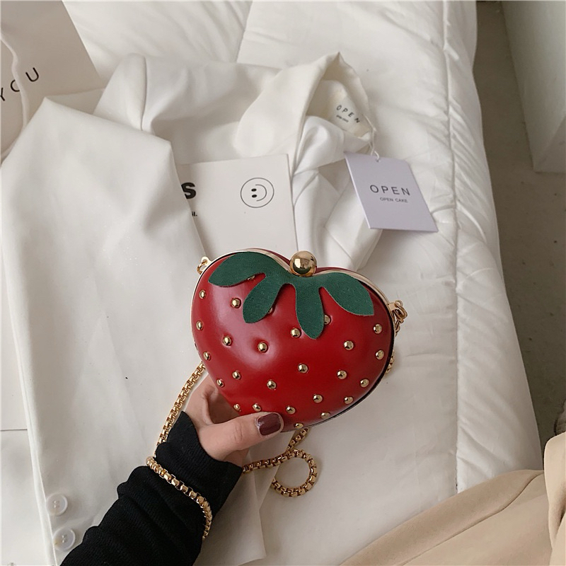 Jual Tas Mungil Selempang Rantai Wanita Kecil Tas Cewek Strawberry ...