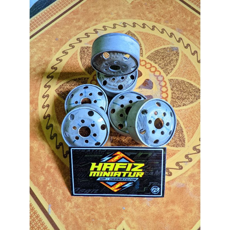 Jual Velg Miniatur Truk Skala 12 Model Alcoa 1 Set (6+1pcs) | Shopee ...