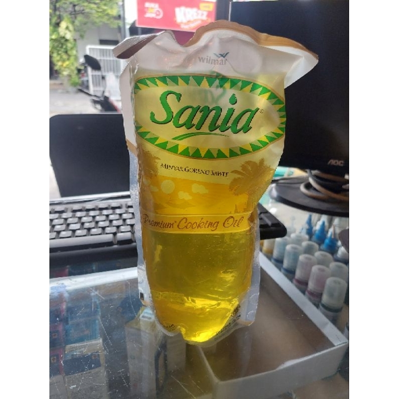 Jual Minyak goreng Sania 1 liter | Shopee Indonesia