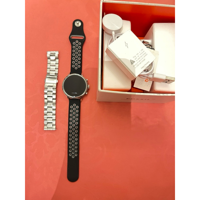Jual fossil gen 2 jarang banget dipakai, masih lengkap dengan box, ada ...