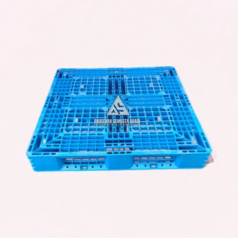Jual Pallet plastik bekas ukuran 110x110x12 cm maximal berat 1 ton ...