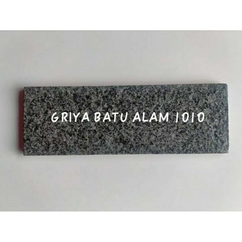 Jual BATU ALAM BASALTO BINTIK HITAM 10x30 Cm | Shopee Indonesia