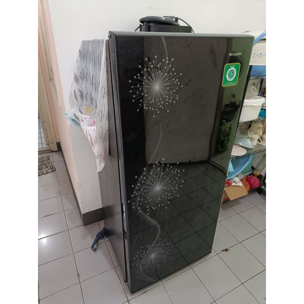 Jual KULKAS SHARP DOUBLE FREEZER SJ X197 DW | Shopee Indonesia